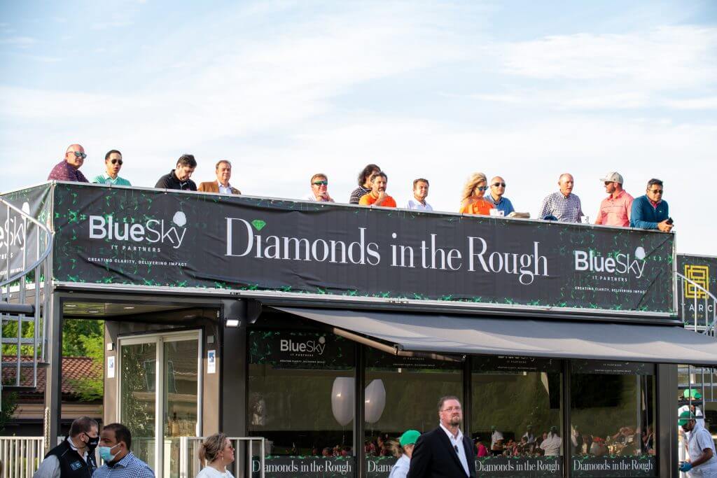 Portable VIP Suites for Any Event | Top Level Suites